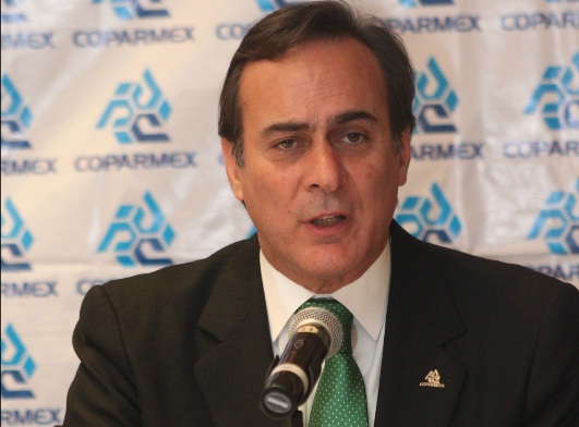 Entrevista | La sociedad abandonó la exigencia: Juan Pablo Castañón